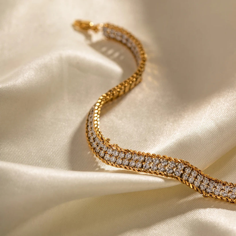 Luxe Zoya Zirconia Bracelet – Honey, I’m home Accessories.